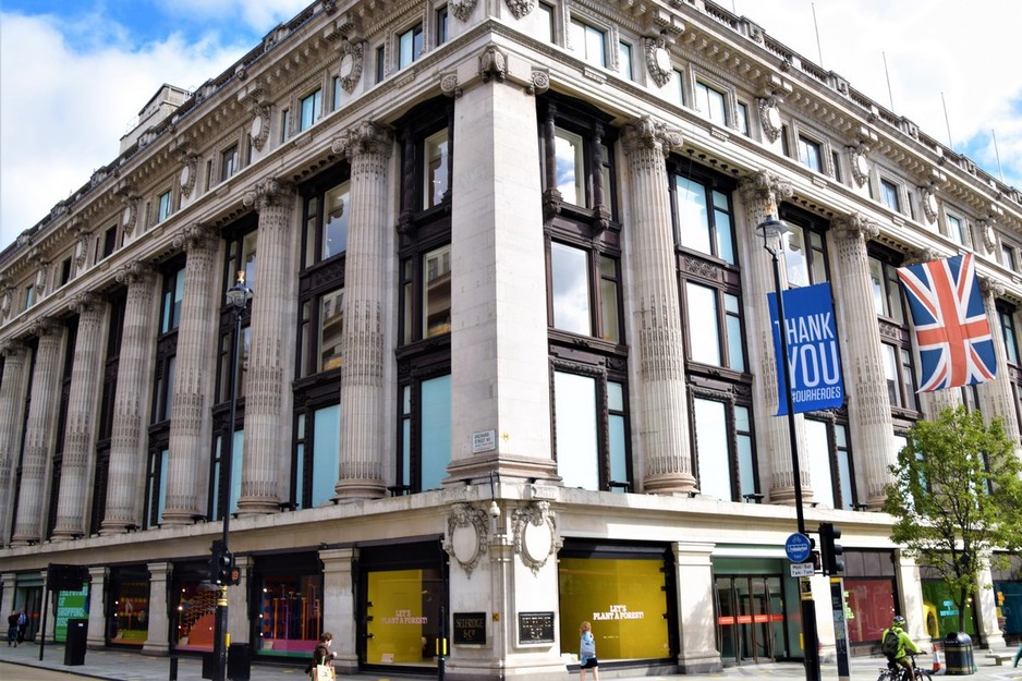 Ownership battle brews as Saudi Arabia PIF and Gucci owner eye stakes ...