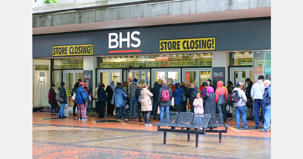 Ex-directors of British warehouse BHS ordered to pay £18m