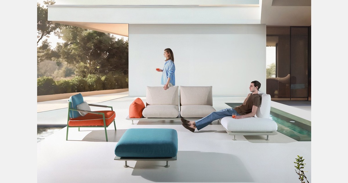 Calia Italia's Pralin Sofa moves outdoor
