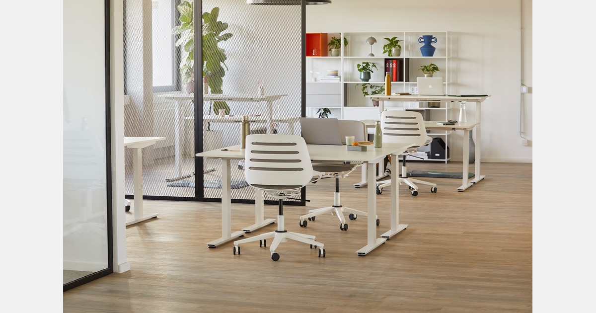 Aeris presents the new office and conference chair series Aeris Linu