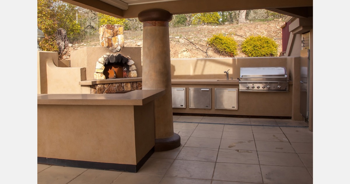Porcelain emerges as top pick for outdoor kitchens