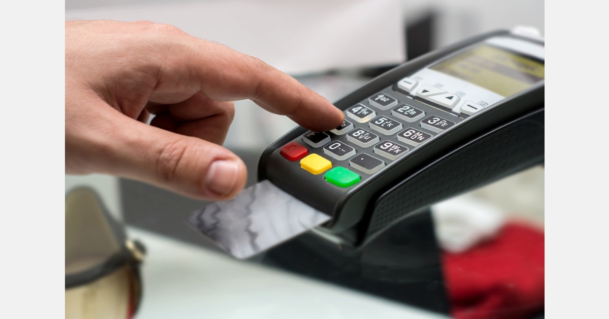 US retail sales dip signals headwinds for design sector demand