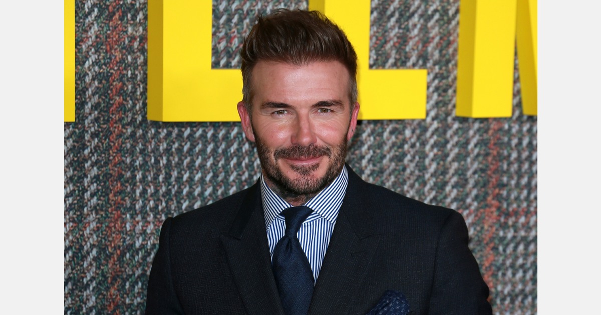 David Beckham embraces unfitted kitchen style as freestanding design ...