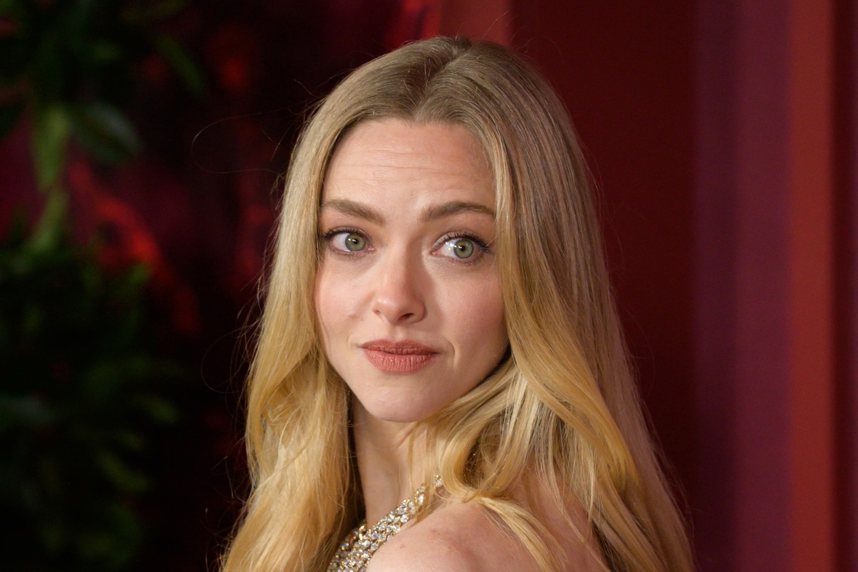 Amanda Seyfried inspires 2026 rattan & wicker outdoor furniture trend